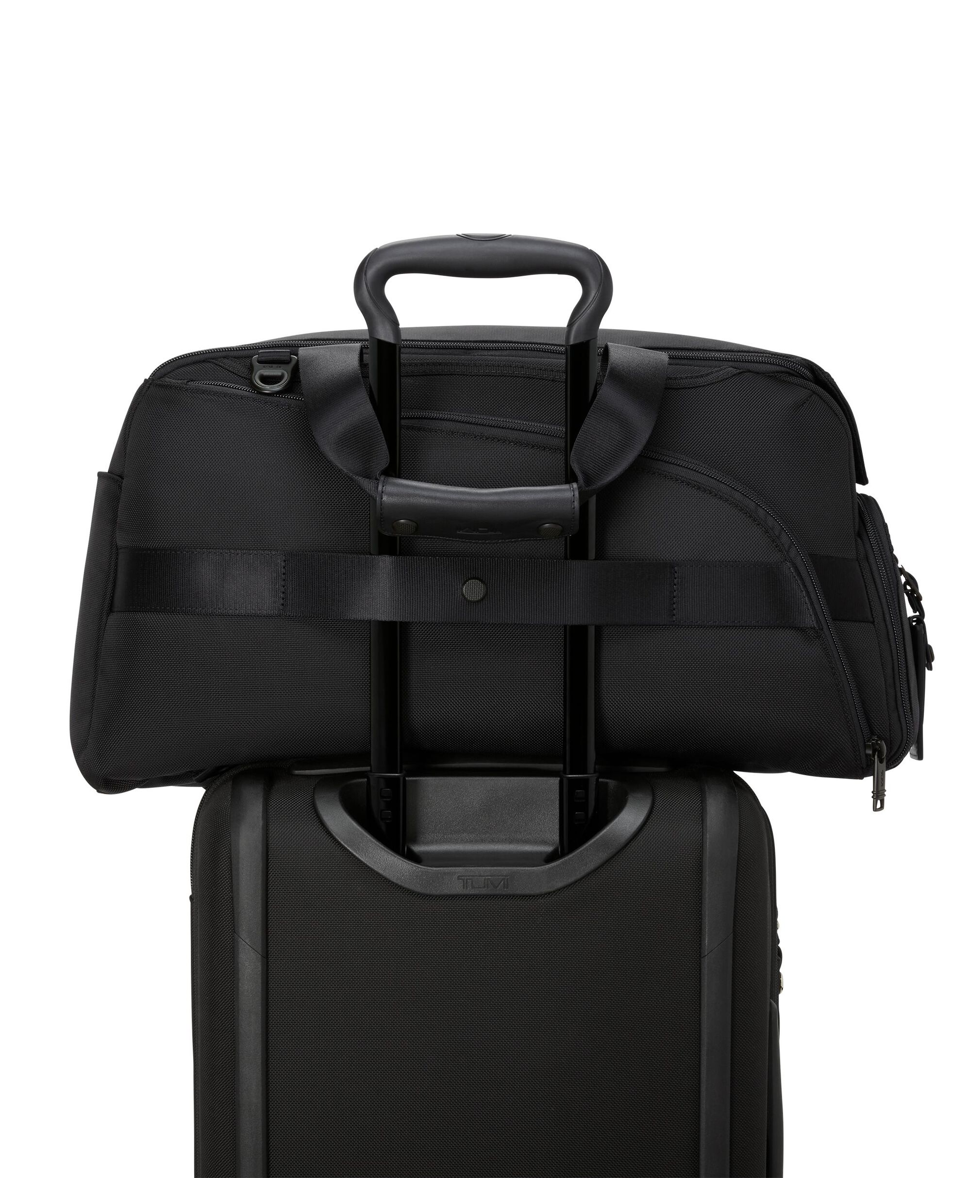 Tumi ALPHA GOLF DUFFEL | TUMI Thailand